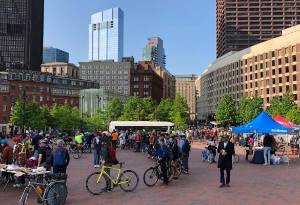 PHOTOS: Boston's 2023 Bike To Work Day - Streetsblog Massachusetts