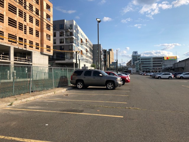 Even With Tunnel Traffic and Dirt-Cheap Prices, the T's North Shore ...