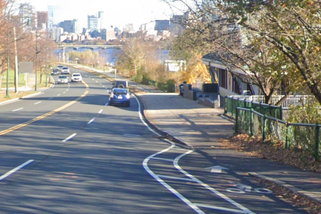Boston Bike Counts Make the Case for Better Bike Lanes on Key Routes ...