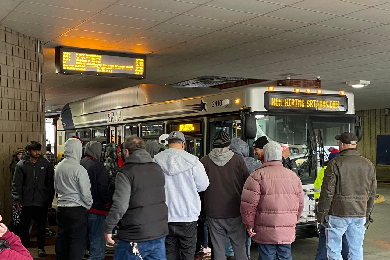 MBTA Opens New Intercity Bus Concourse at South Station - Streetsblog ...